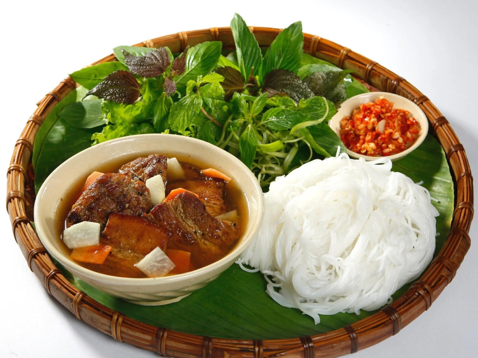 19 BEST local food in Hanoi that you MUST try once! - Vietnam Is Awesome