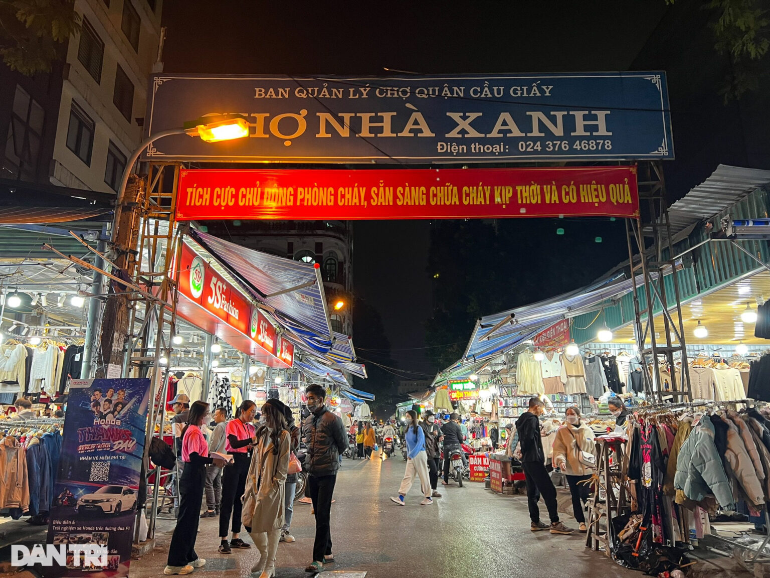 Hanoi Night Market Guide 2024 | Top 6 Unique Shopping And Culinary ...