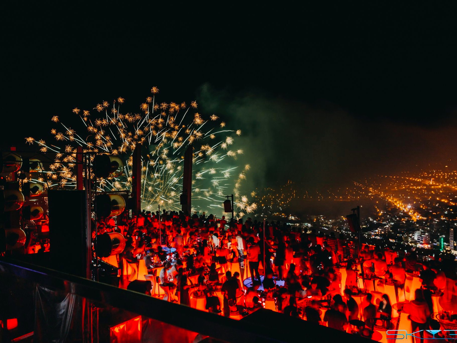 15 Best Bars In Da Nang | Cheers To The Night [2026] - Vietnam Is Awesome