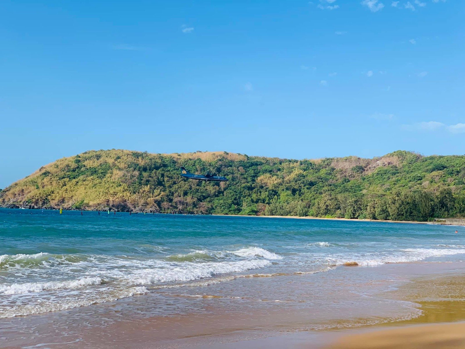 Exploring Con Dao Island Beaches: A Guide to Vietnam's Hidden Paradise ...